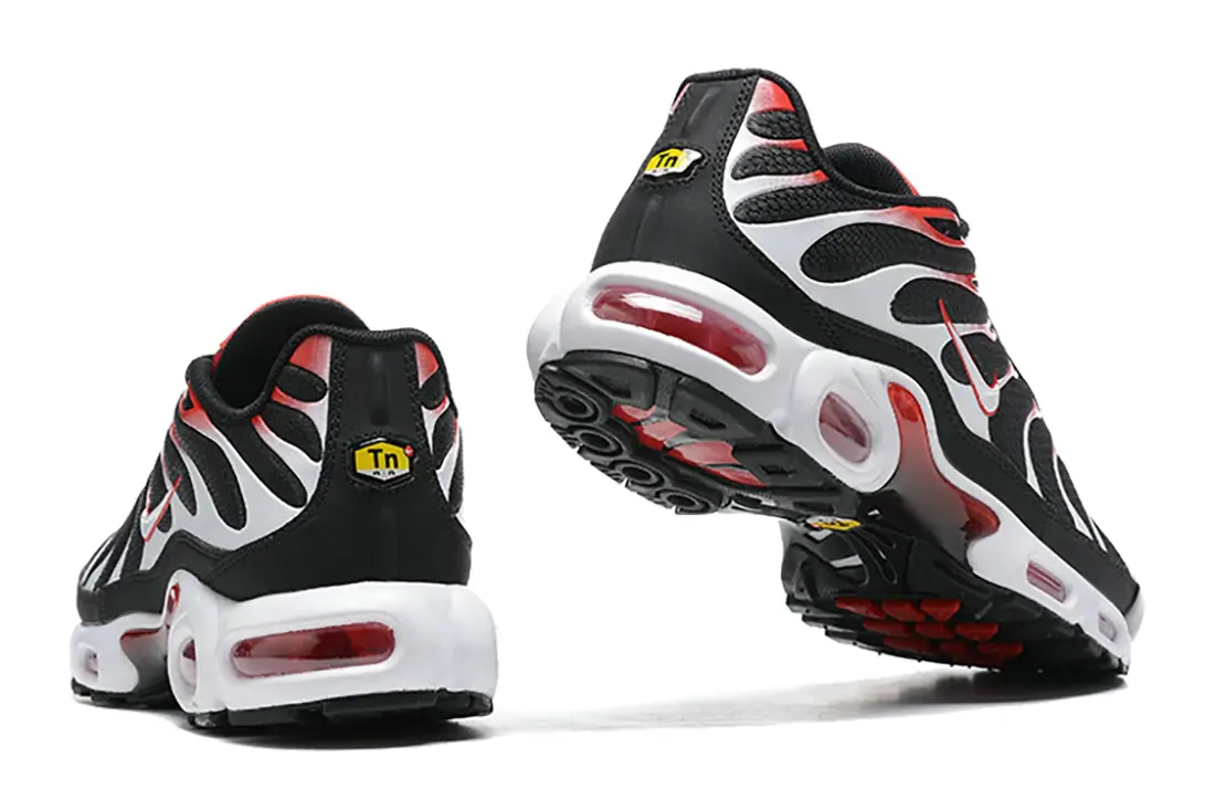 Nike Air Max Plus Tn Negro Blanco Rojo - Sneakereu