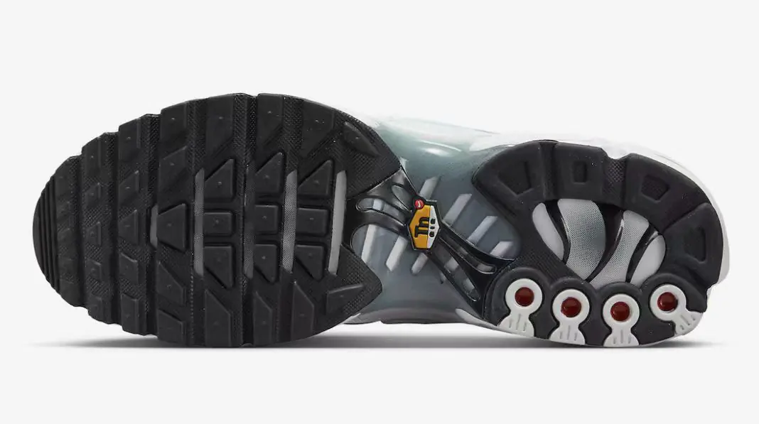 Nike Tn Air Max Plus Toggle Noir Silver - Sneakereu