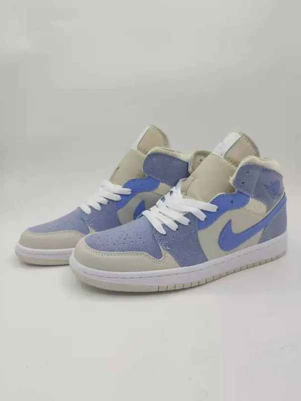 Air Jordan 1 Mid Sail Light Blue - Sneakereu