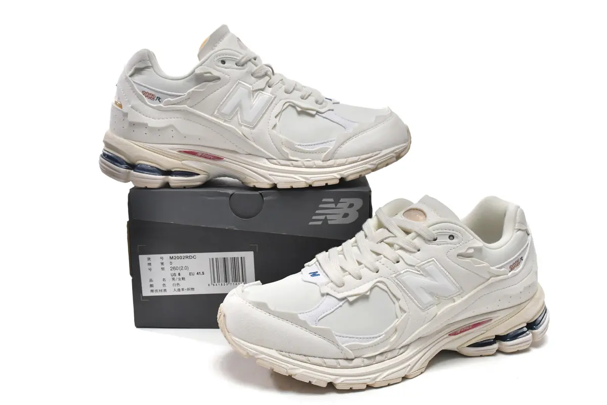 New Balance 2002R Protection Pack Sea Salt - Sneakereu