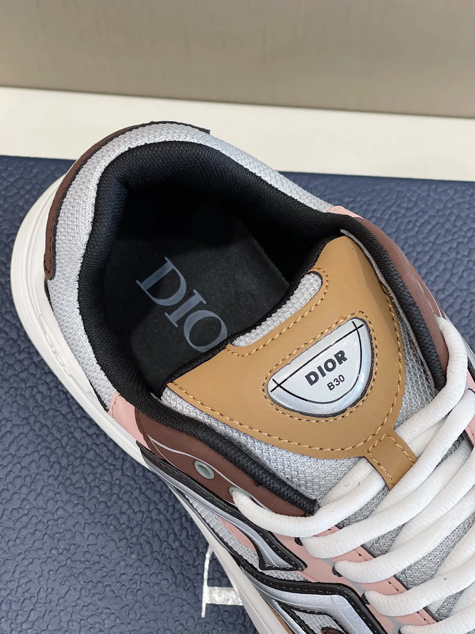 Dior B30 White Brown Beige - Sneakereu