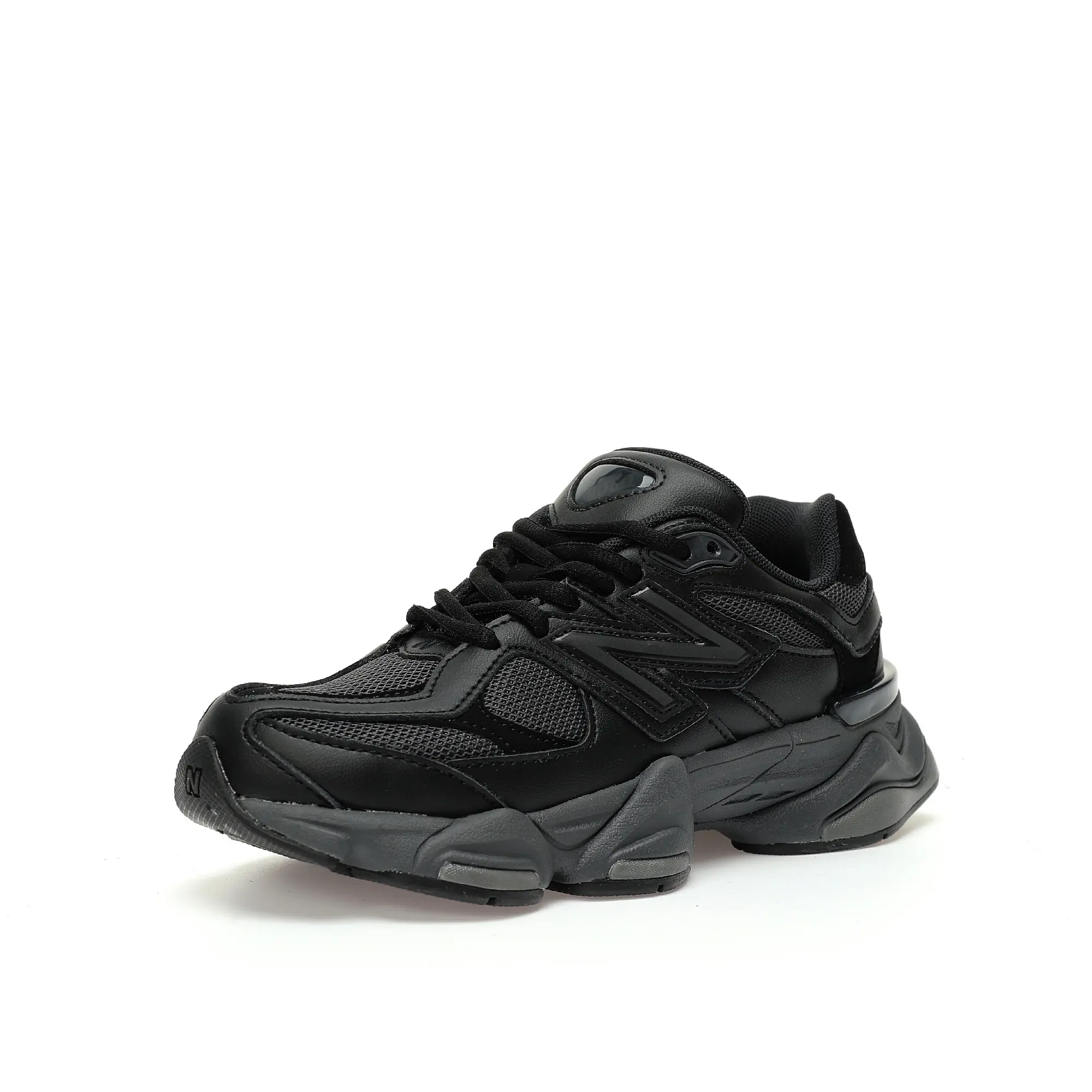New Balance 9060 Triple Black Leather/ Noir - Sneakereu