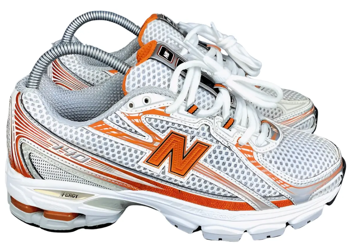 New Balance 740 Orange - Sneakereu