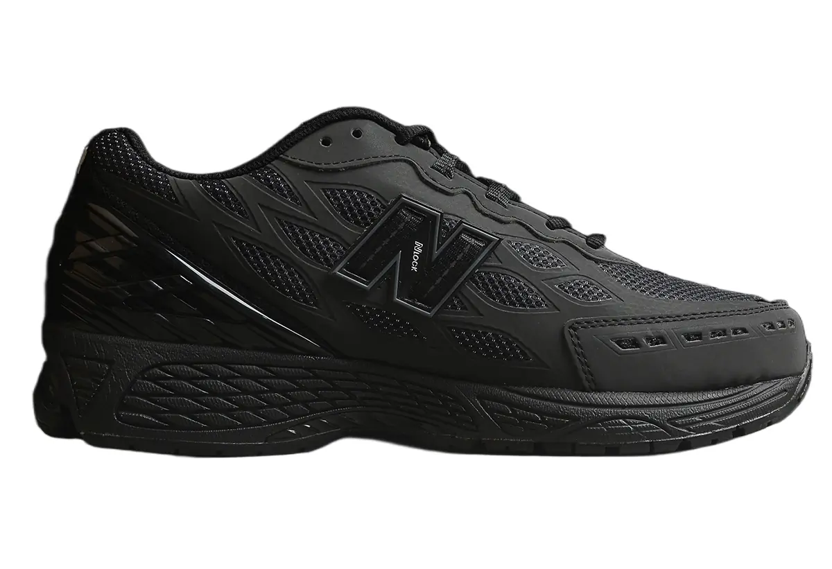 New Balance 1906 Black Metallic Silver - Sneakereu