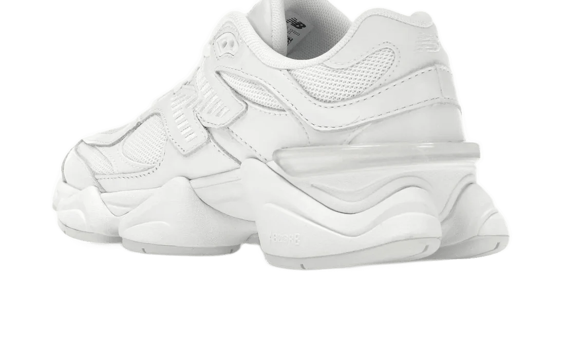 New Balance 9060 Triple White Blanche - Sneakereu