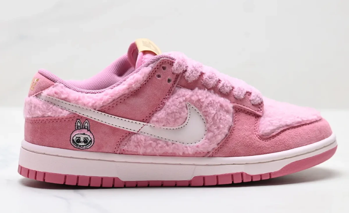 Nike DUNK Rose BY POP MART LABUBU - Sneakereu