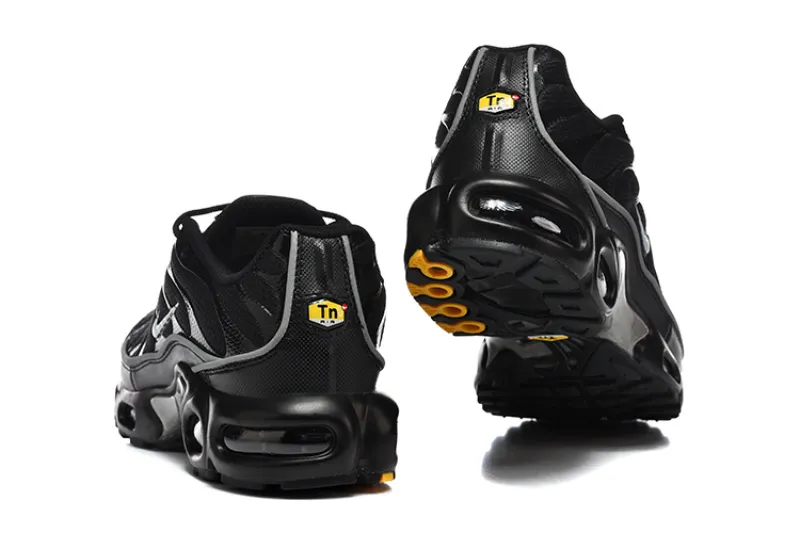 Nike Air Max Plus TN OG Black Reflective Homme - Sneakereu