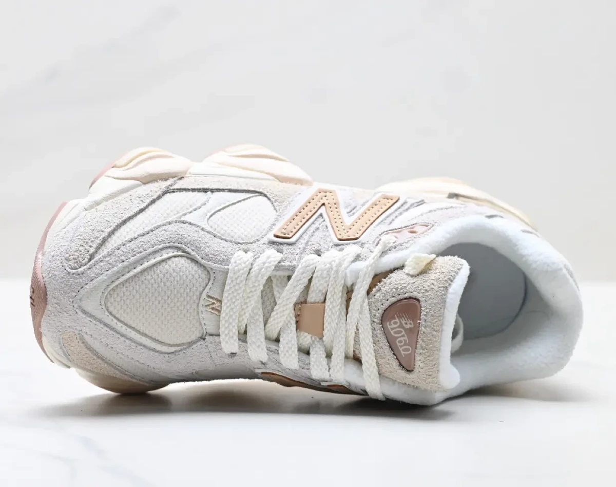 New Balance 9060 Bisque Sea Salt - Sneakereu