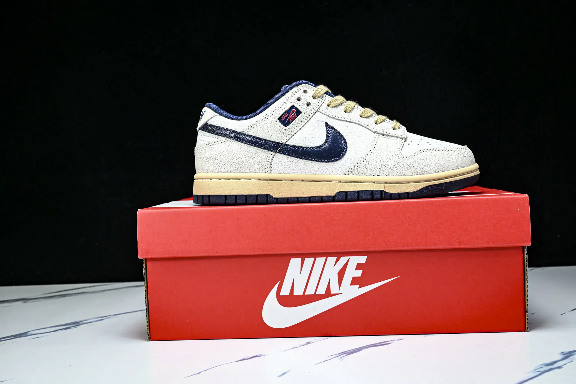 Stranger Things x Nike Dunk Low Phantom - Sneakereu